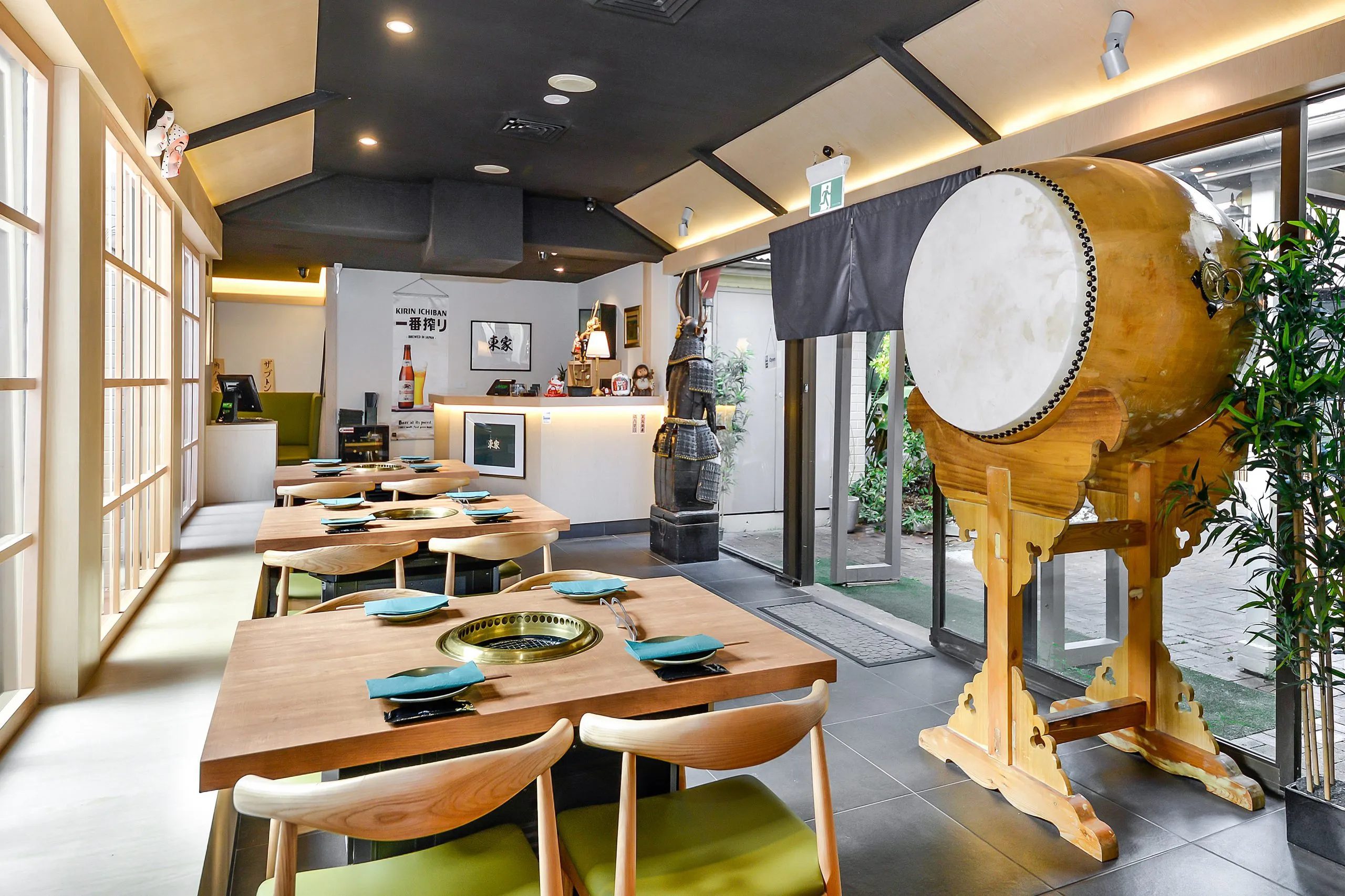 Projects – PRE Shopfitting